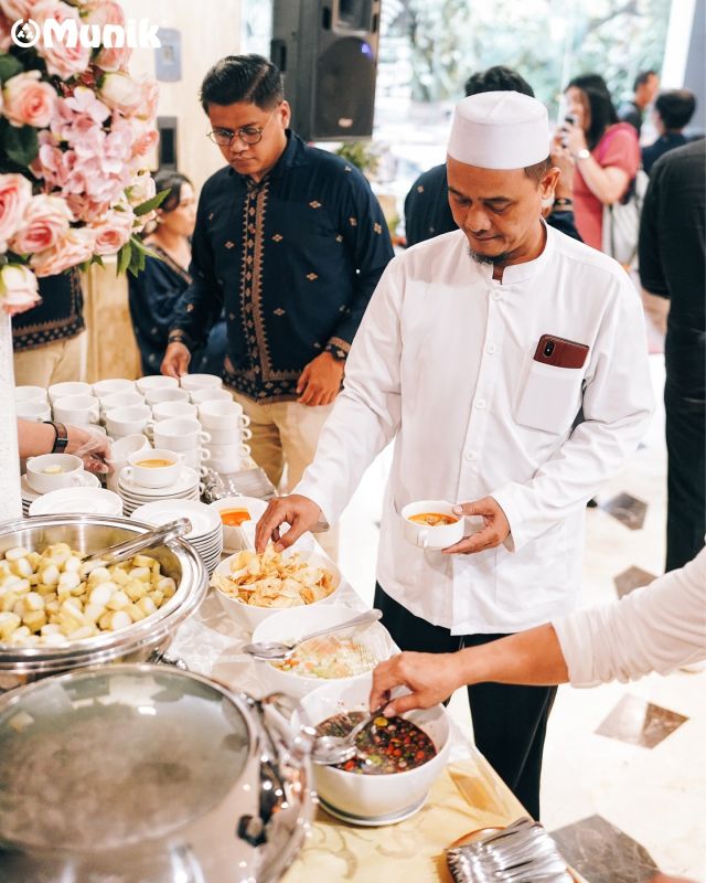 Munik Resto | Menyajikan masakan asli khas Indonesia dengan beragam ...